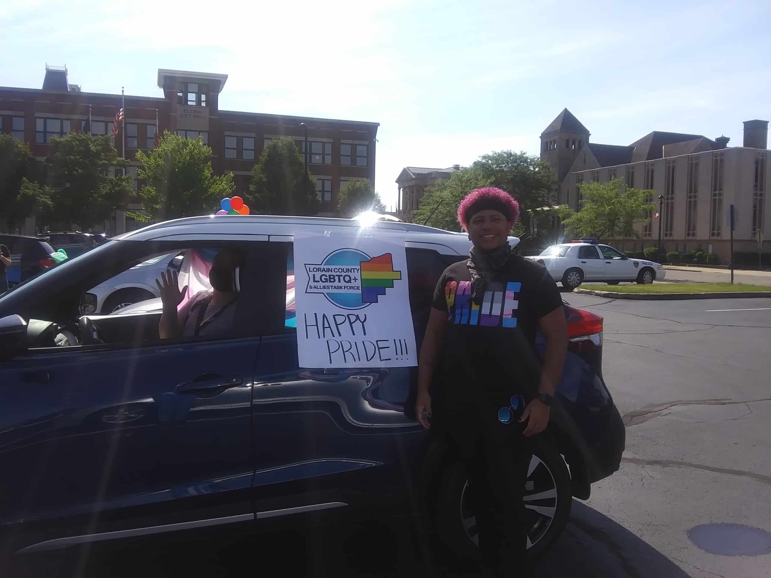Scenes from the 1st Annual Elyria LGBTQ+ Pride Car Parade [GALLERY] – The Buckeye Flame